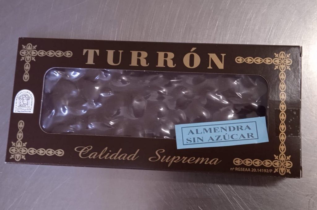 Turrón de chocolate con almendra SIN AZÚCAR - La reposteria de las monjas